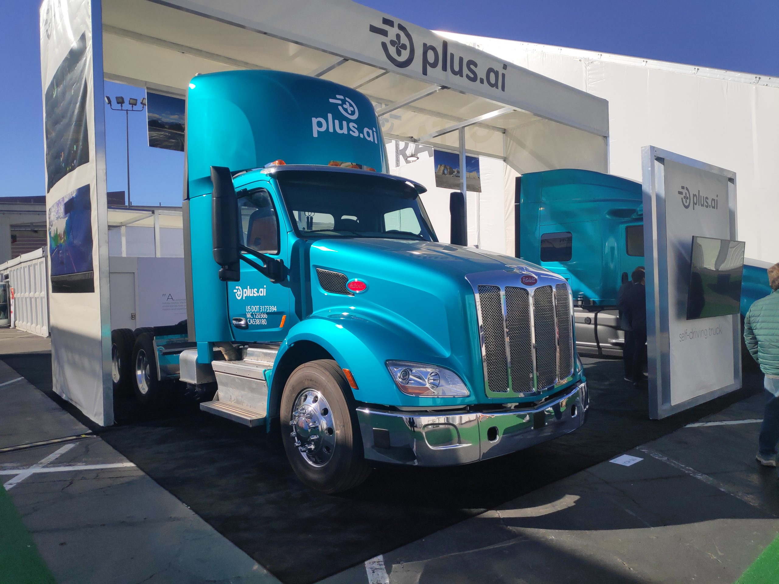 Plus.AI travel US with Autonomous trucks | Electric Van & Truck